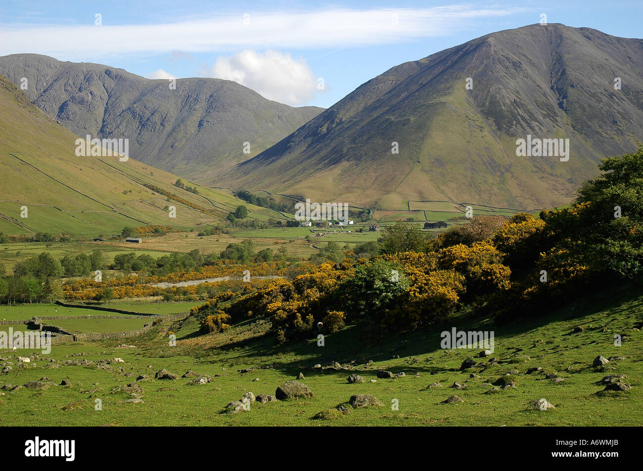 Wasdale head hiker hi-res stock photography and images - Alamy