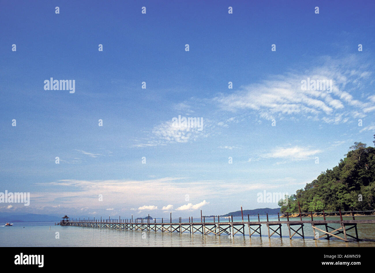 Malaysia, Borneo, Sabah, Tunku Abdul Rahman National Park. Off coast of ...