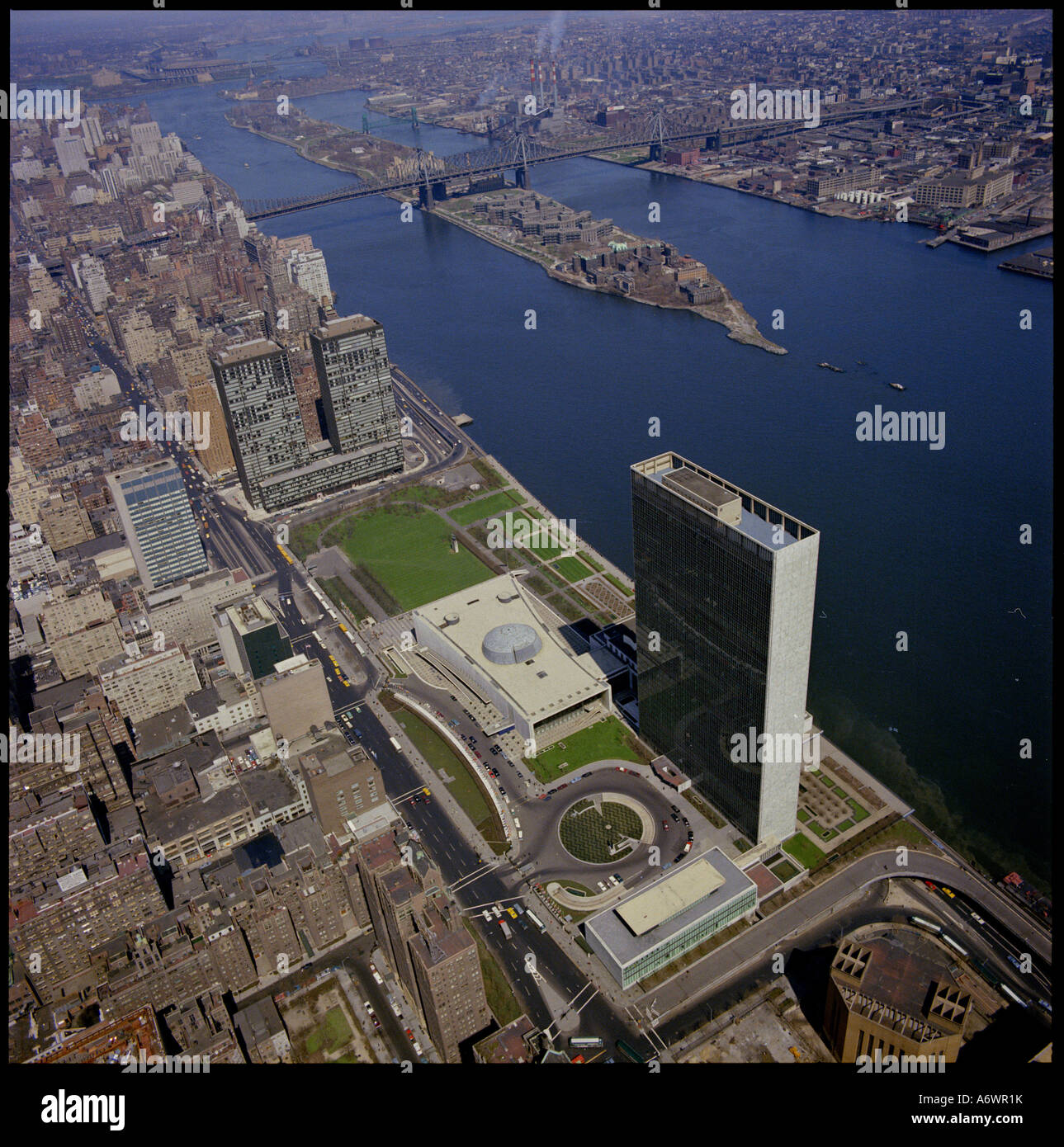 Aerial of the United Nations in New York Stock Photo - Alamy