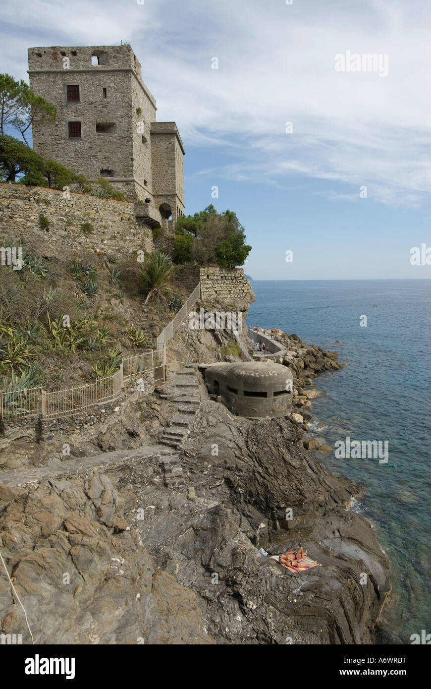 5 Cinque Terre UNESCO protected territory Stock Photo - Alamy
