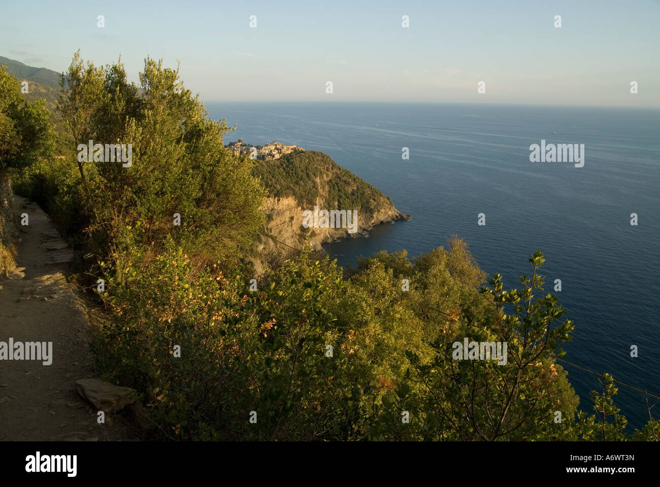 5 Cinque Terre UNESCO protected territory Stock Photo - Alamy