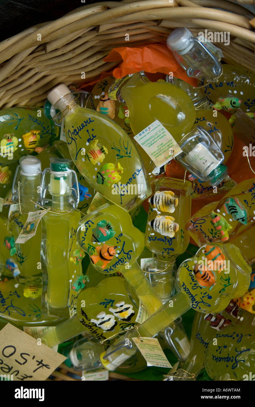 5 Cinque Terre UNESCO protected territory Stock Photo - Alamy