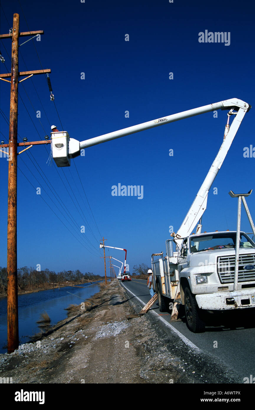 Following Hurricane Rita's devastating surge in 2005, line crews with ...