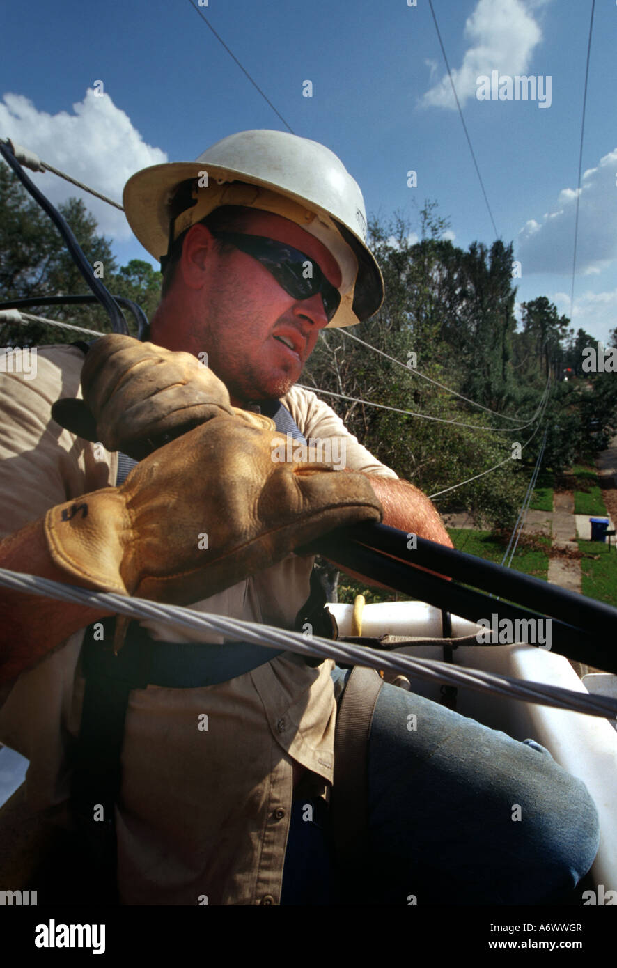 After Hurricane Rita in Texas and Louisiana, American Electric Power ...