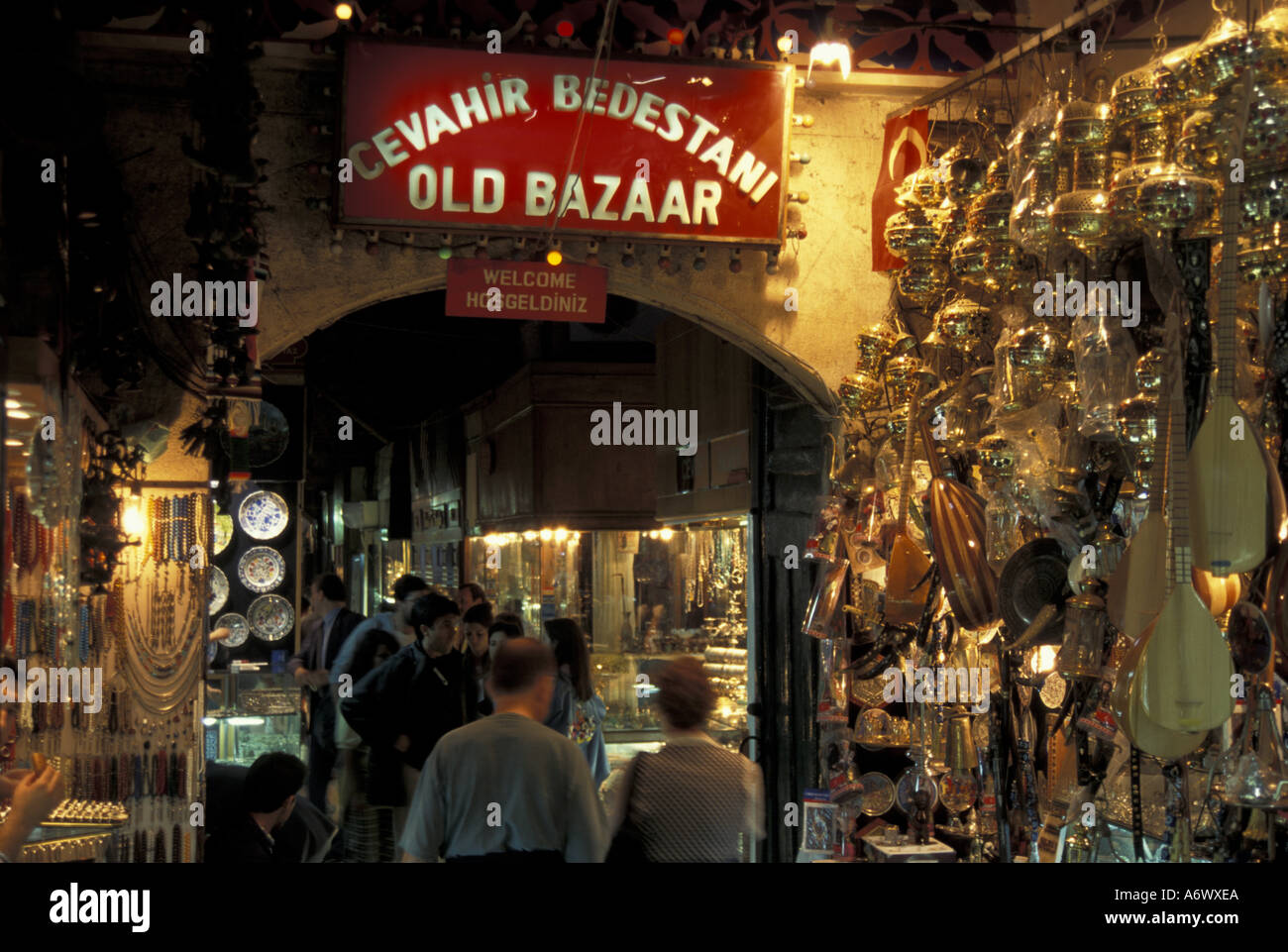 Istanbul, Turkey Shoppers at Old Bazaar Stock Photo - Alamy