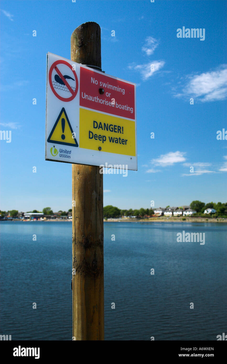 Hollingworth Lake Lake High Resolution Stock Photography and Images - Alamy