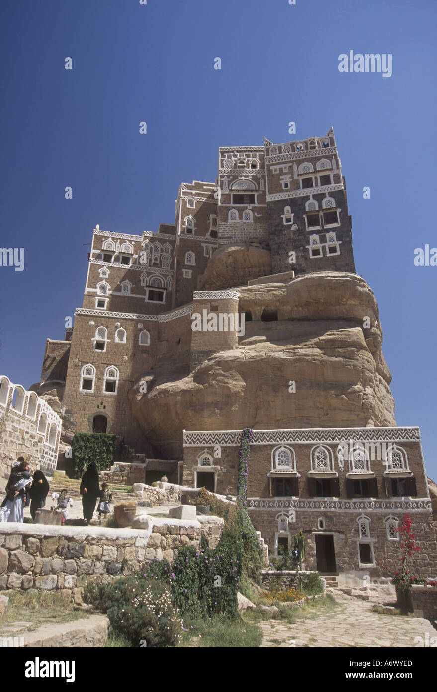 Yemen, Wadi Dhar, Sultan Palace, or rock palace (Dhar AlHajar) with ...