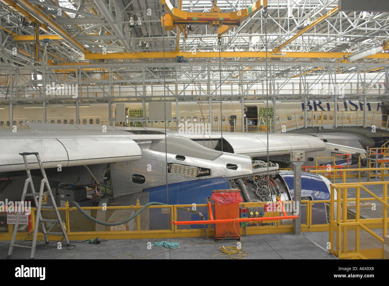 Engine Slings Crane Boeing 747 Jumbo Jet Aircraft Maintenance Cardiff ...