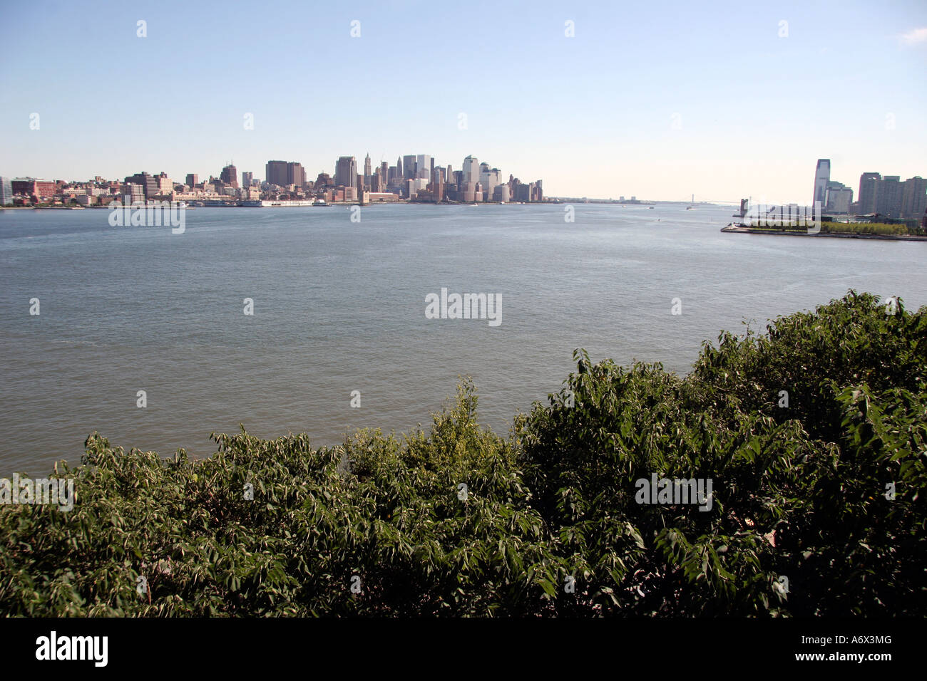 Skyscrapers at the waterfront East River Manhattan New York City New ...
