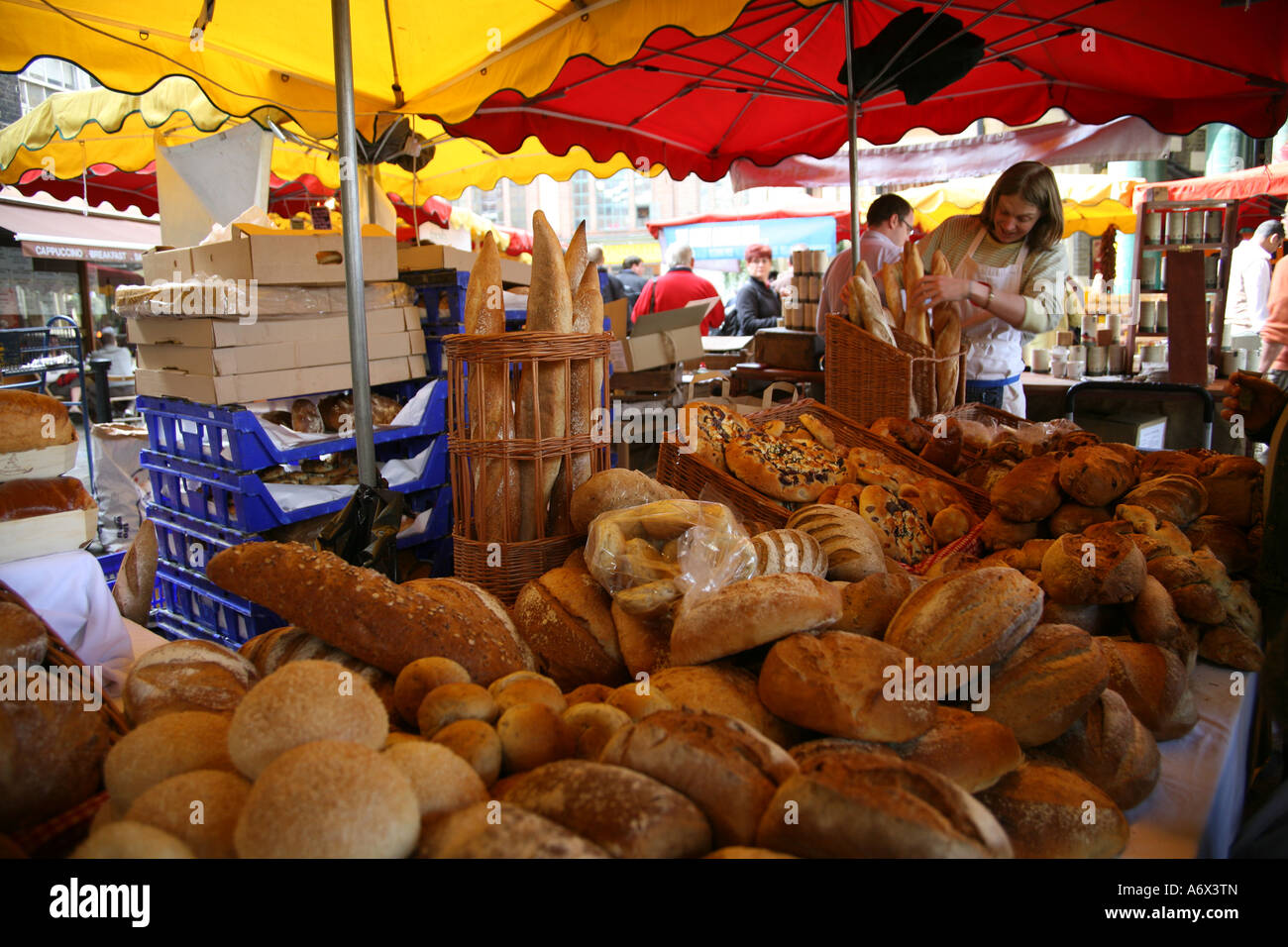 Bread stall in Borough Market London Stock Photo - Alamy