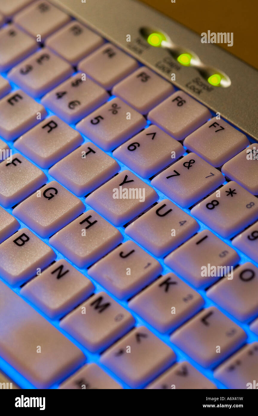 Illuminated computer keyboard Stock Photo - Alamy