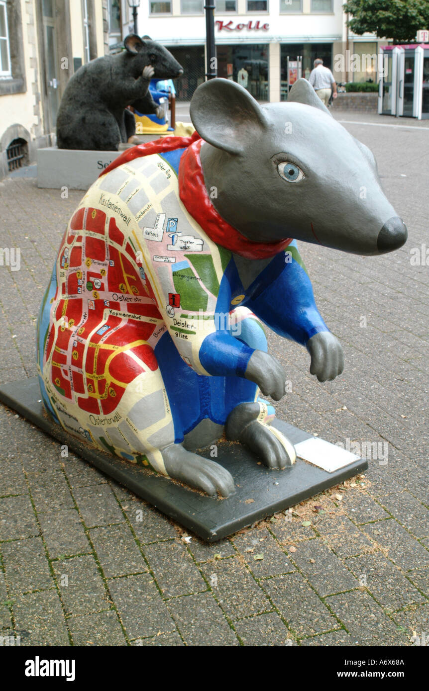 Pied piper of hamelin rats hi-res stock photography and images - Alamy