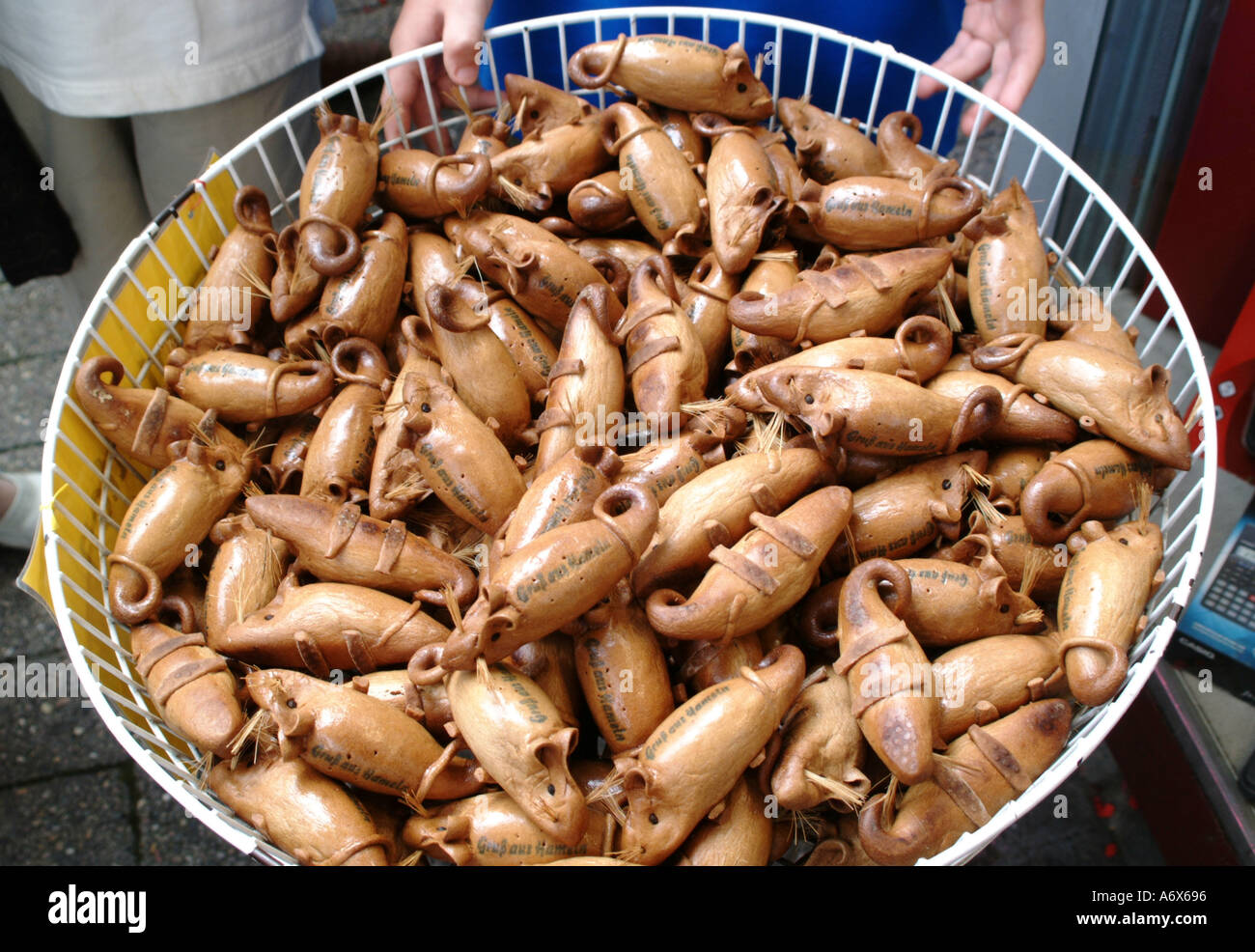 Pied Piper Of Hameln Rats High Resolution Stock Photography and Images ...