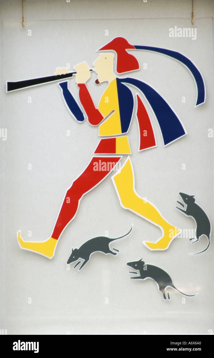 Pied piper hi-res stock photography and images - Alamy