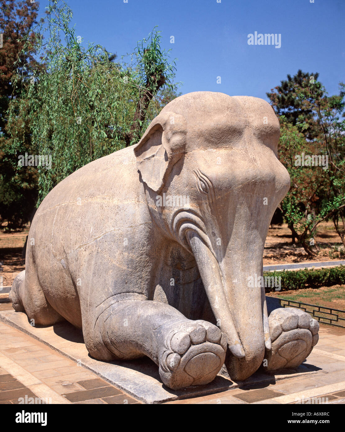 Avenue of the Statues, Beijing, China Stock Photo - Alamy