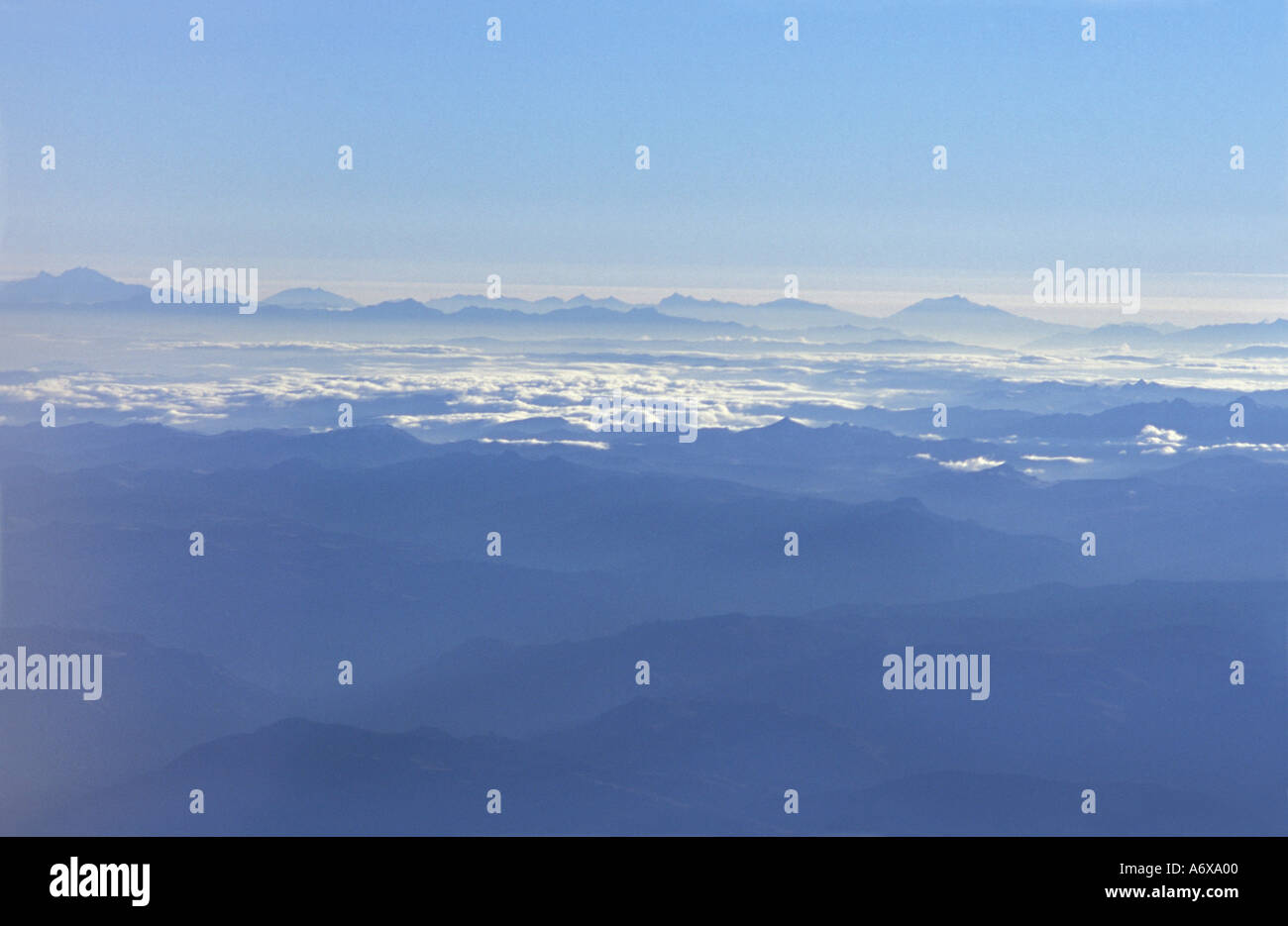 Spectacular view of the Southern Peruvian Andes from the Lima to ...