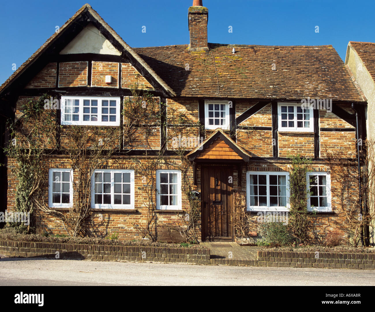 Greywell hampshire england uk hi-res stock photography and images - Alamy
