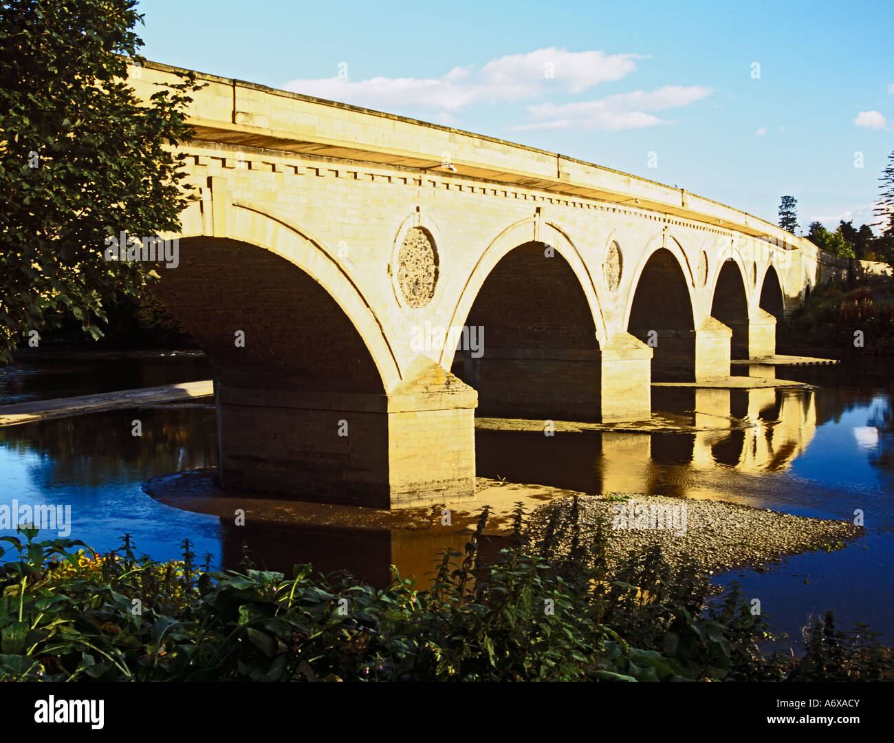 COLDSTREAM SCOTTISH BORDERS October The old bridge over the River Tweed ...