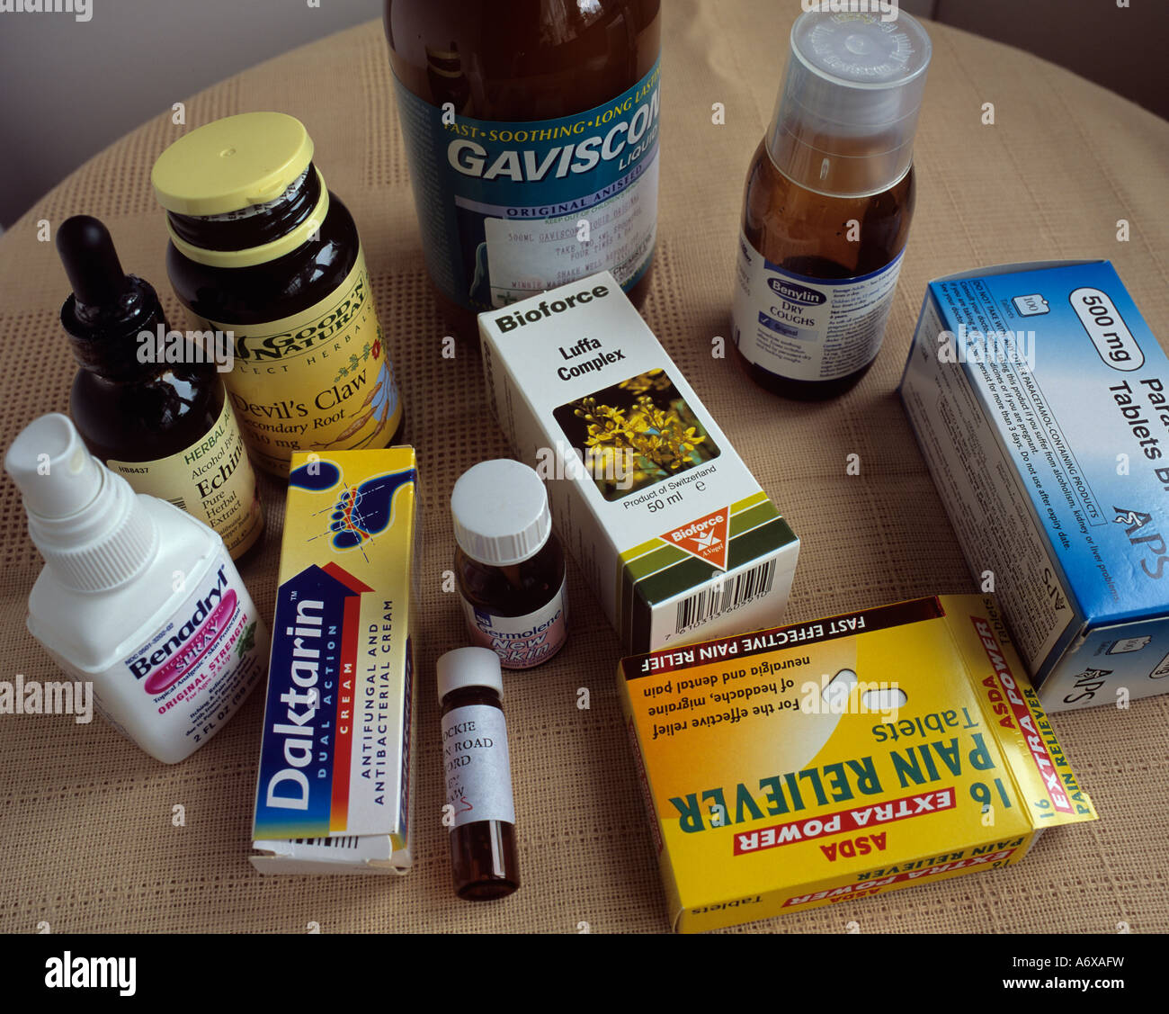 Complementary medicines hi-res stock photography and images - Alamy