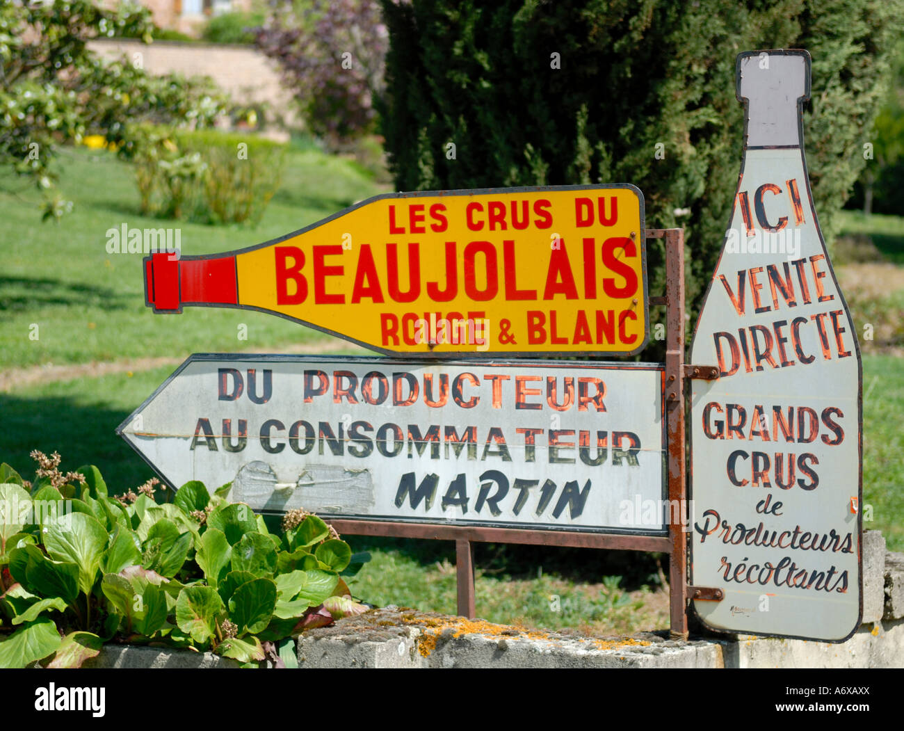 Wine Trail Signs High Resolution Stock Photography and Images - Alamy