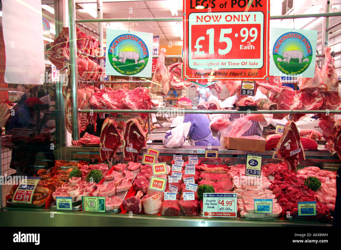 Butchers shop window hi-res stock photography and images - Alamy