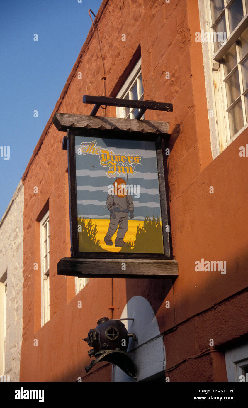 Divers Inn pub sign Stock Photo - Alamy
