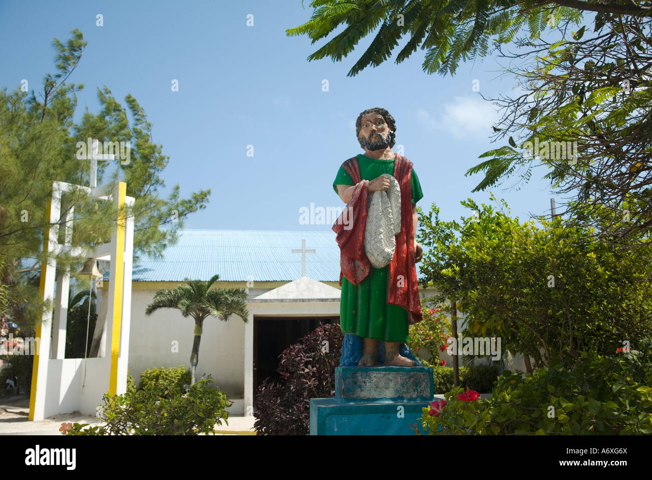 Roman statue man hi-res stock photography and images - Alamy