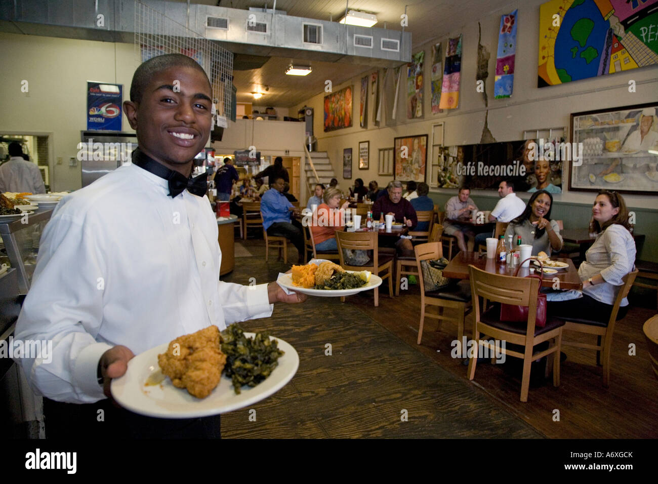 Cafe reconcile hi-res stock photography and images - Alamy