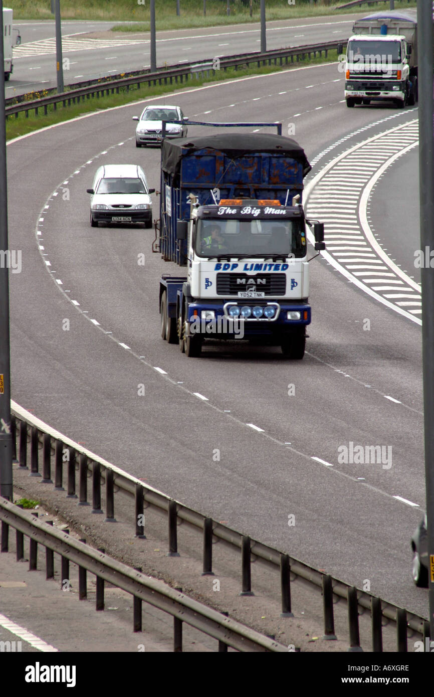 M62 towards Junction 25 from motorway bridge with moderate traffic flow ...
