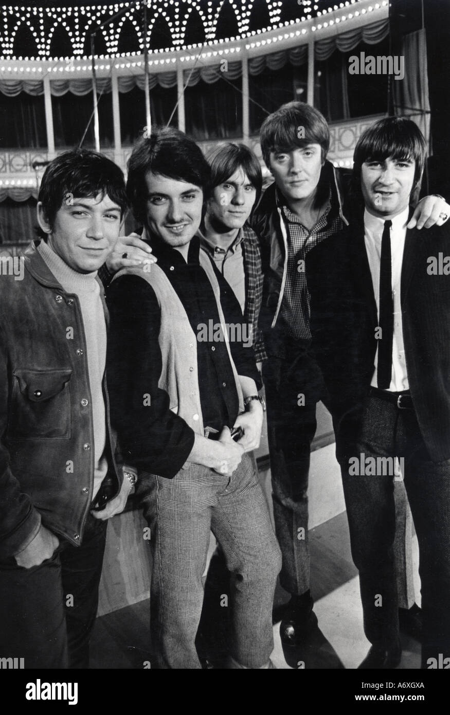 The animals band 1967 hi-res stock photography and images - Alamy