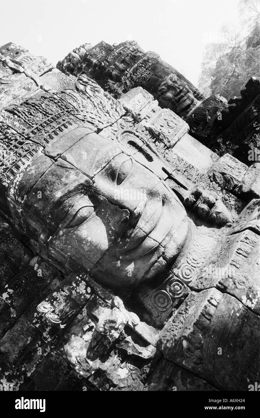 Angkor Cambodia, Head The Bayon Stock Photo - Alamy