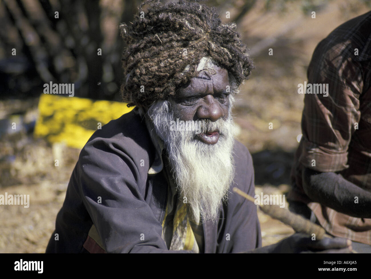 Aborigine with beard hi-res stock photography and images - Alamy
