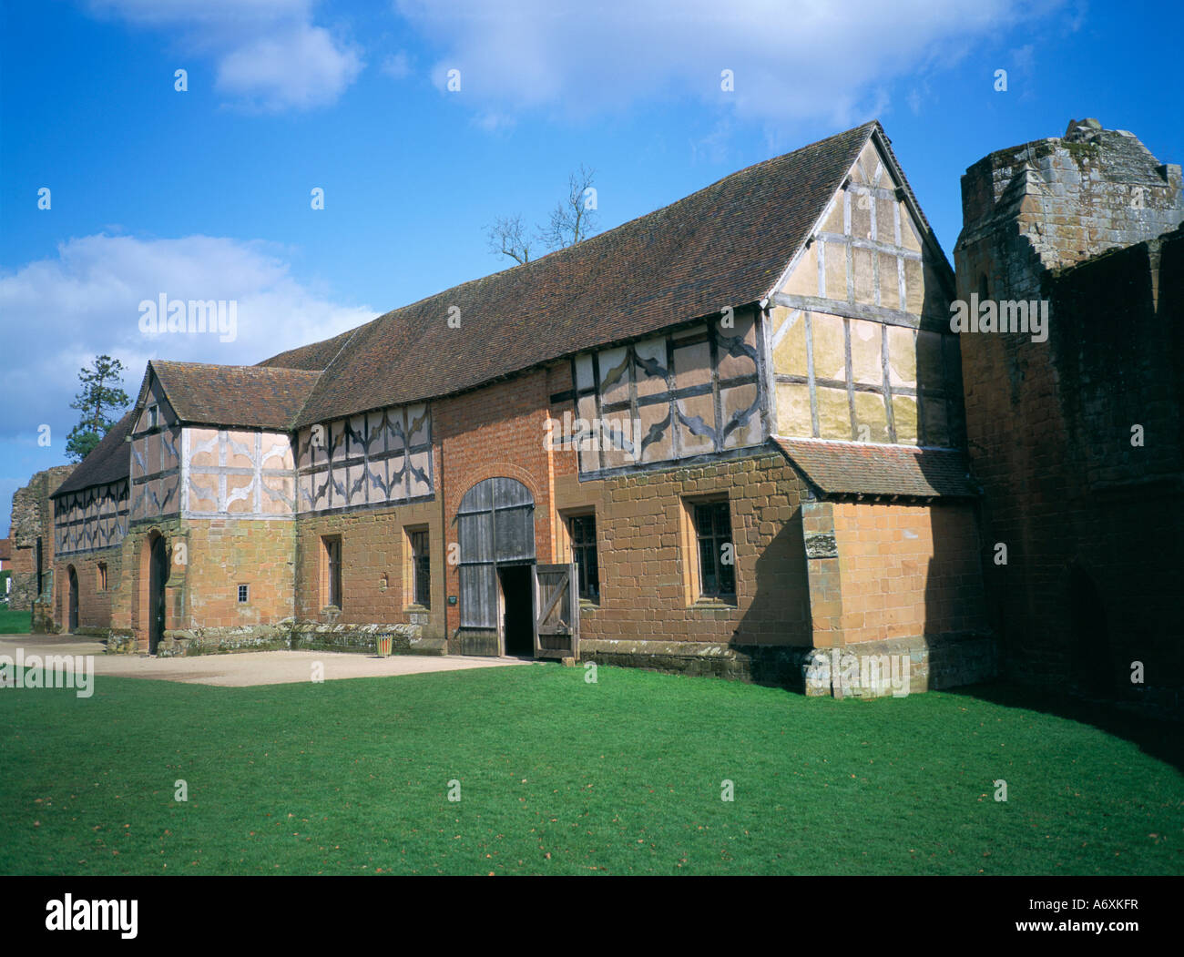 Leicester s stables Kenilworth Castle managed by English Heritage ...