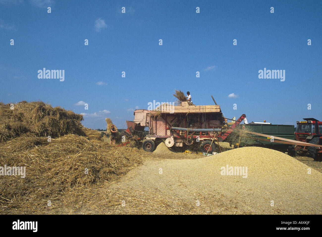Threshing straw hi-res stock photography and images - Alamy