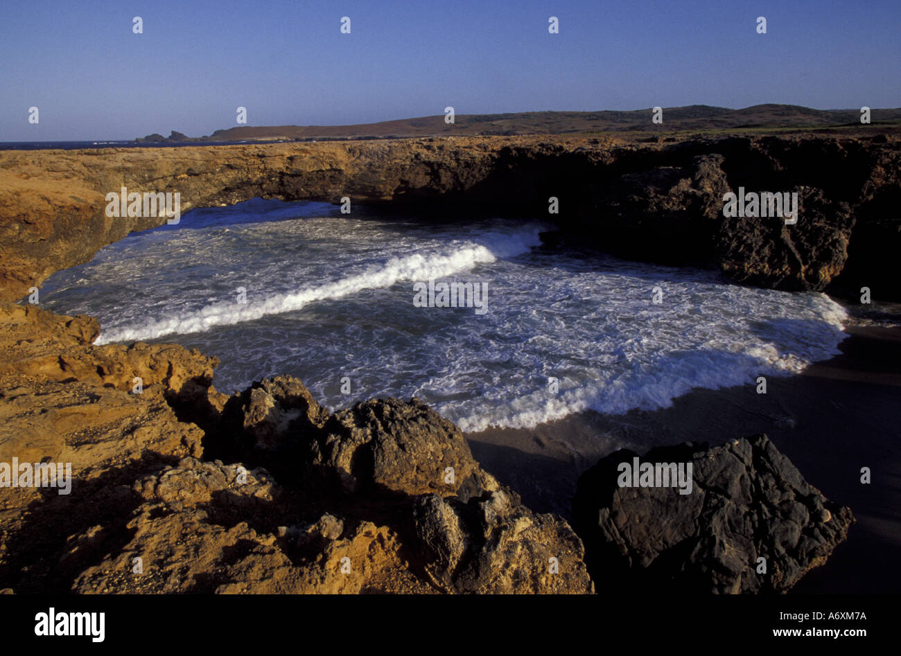 Caribbean, Aruba. Natural bridge Stock Photo - Alamy