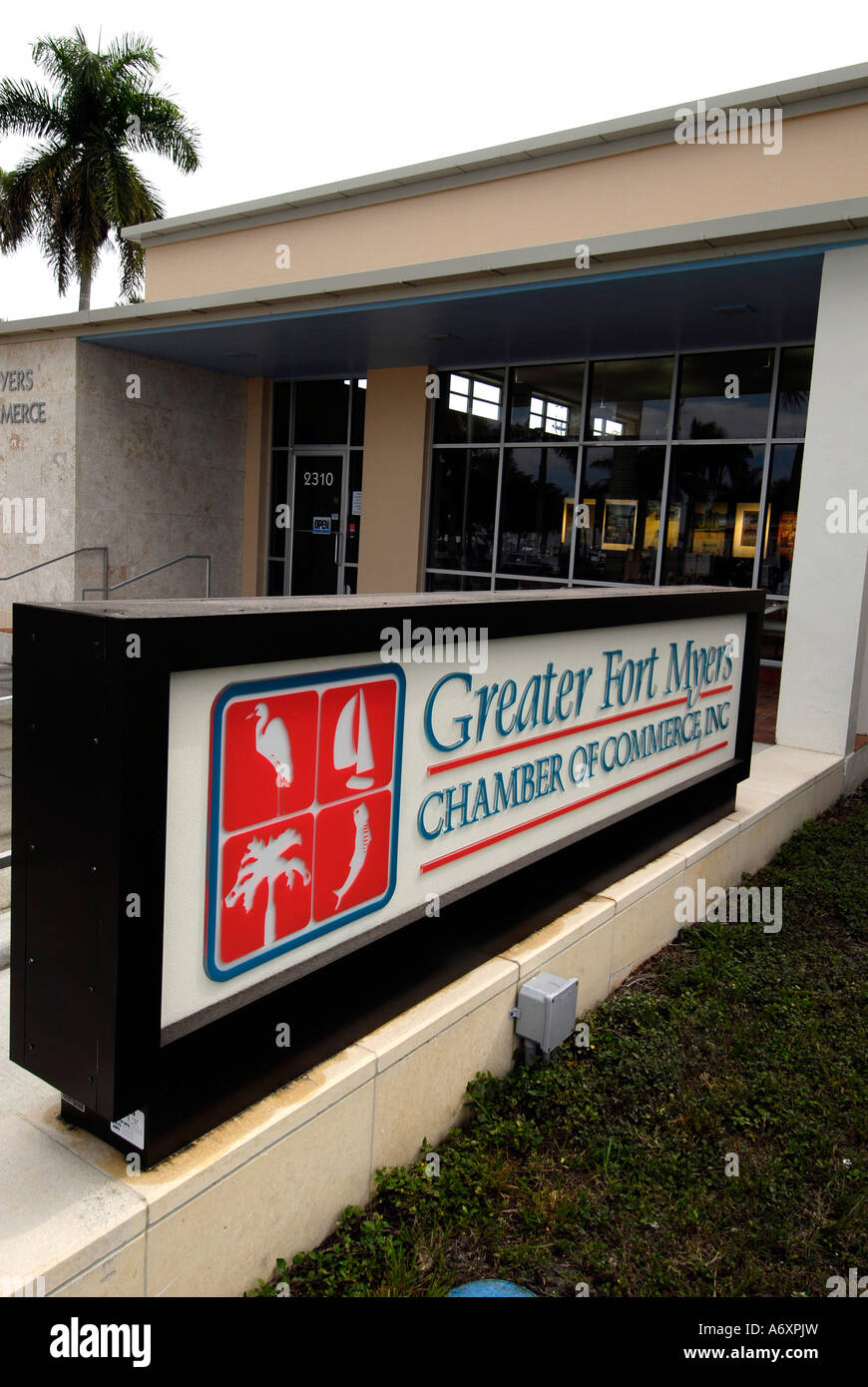 The Greater Ft Fort Myers Chamber of commerce building Stock Photo - Alamy