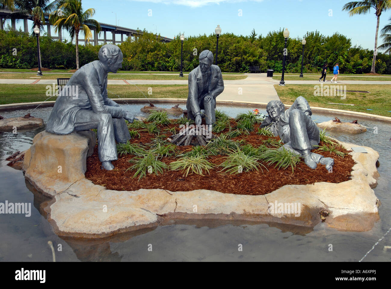 Uncommon Friends statue of Henry Ford Thomas Edison and Harvey ...
