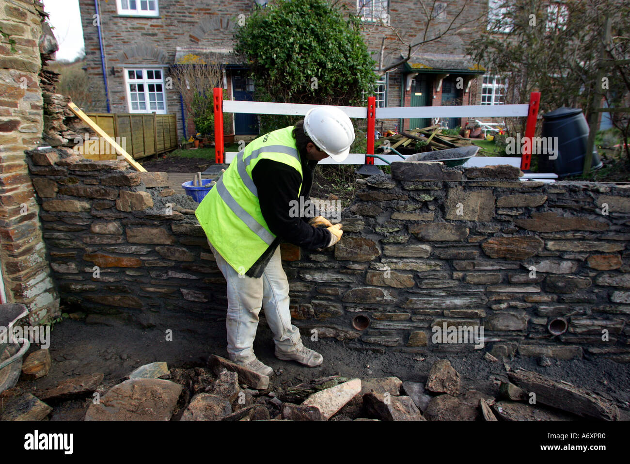 stone wall laying Stock Photo - Alamy