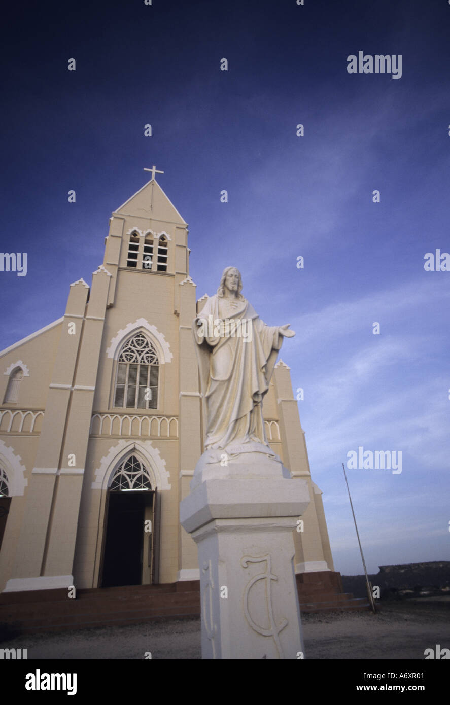 Statue in curacao hi-res stock photography and images - Alamy