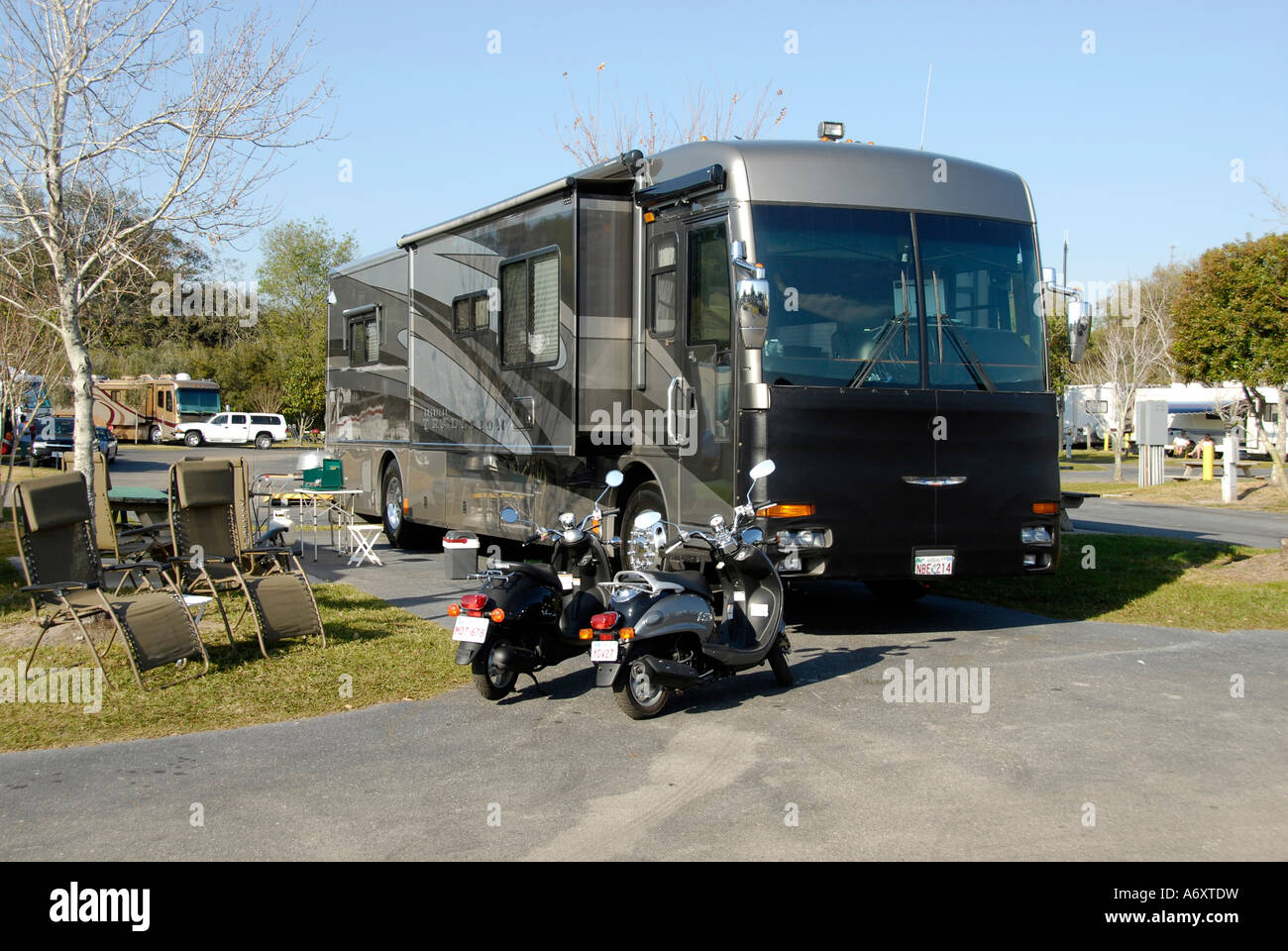 American large motorhome hi-res stock photography and images - Alamy