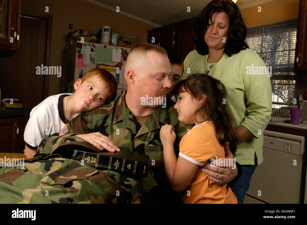 US soldier ready to leave for war in Iraq Stock Photo - Alamy