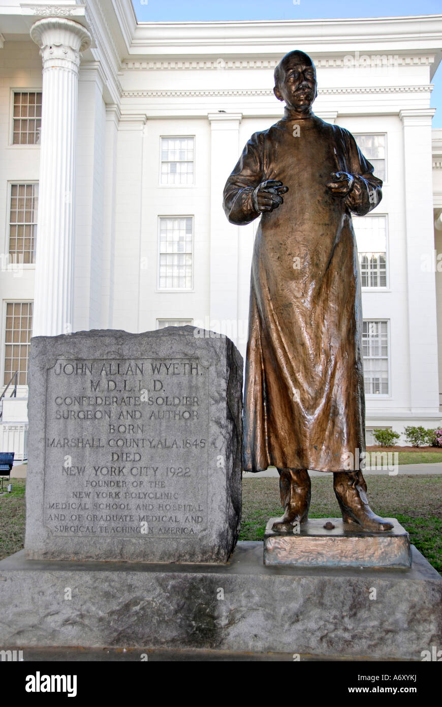 Statue of James Marion Sims father of modern gynecology Stock Photo - Alamy