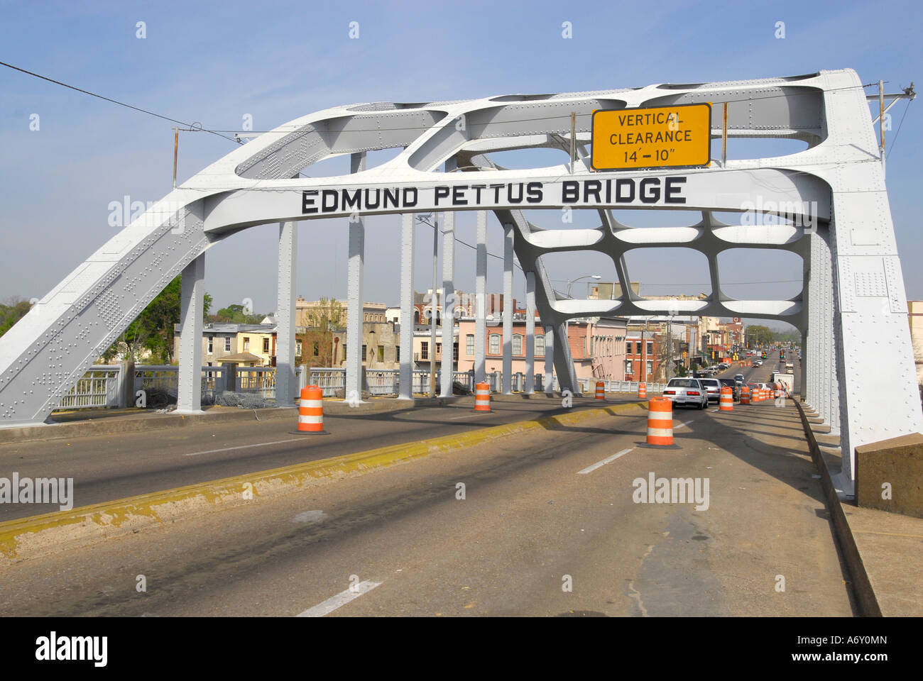 Martin luther king edmund pettus bridge hi-res stock photography and ...