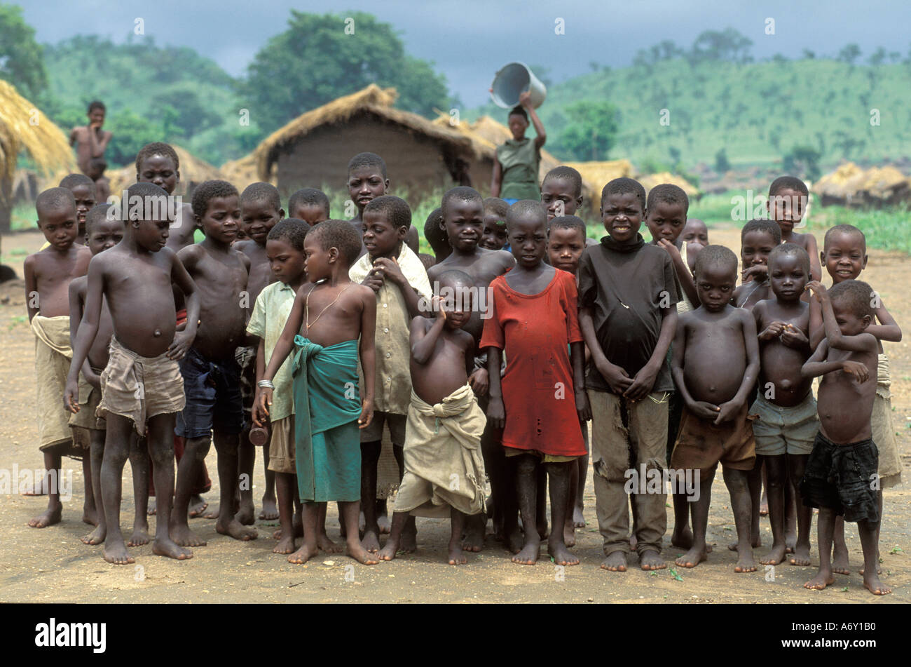 Malawi kids at Nyamitutu village Stock Photo - Alamy