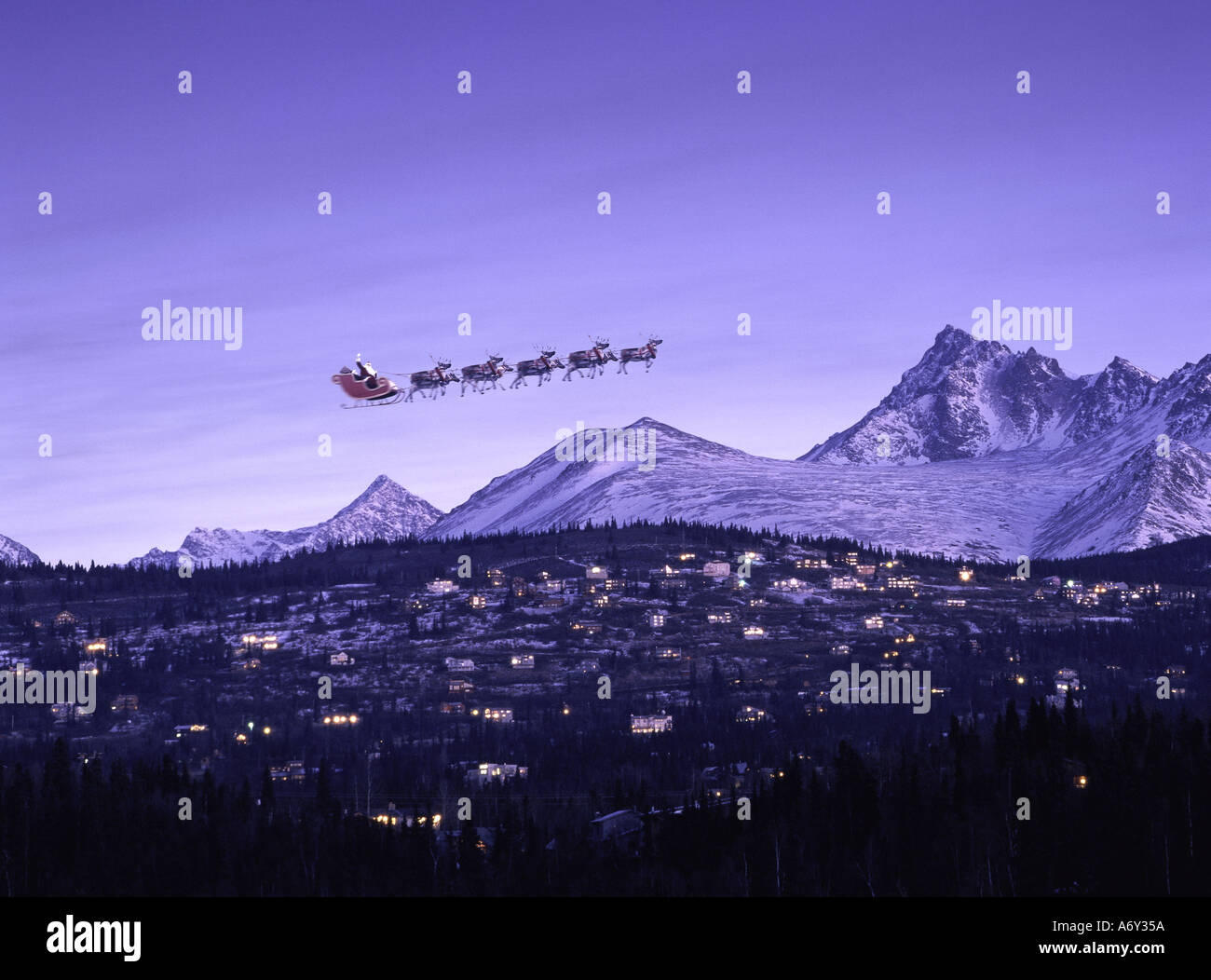 Santa Claus And Sleigh High Resolution Stock Photography and Images - Alamy