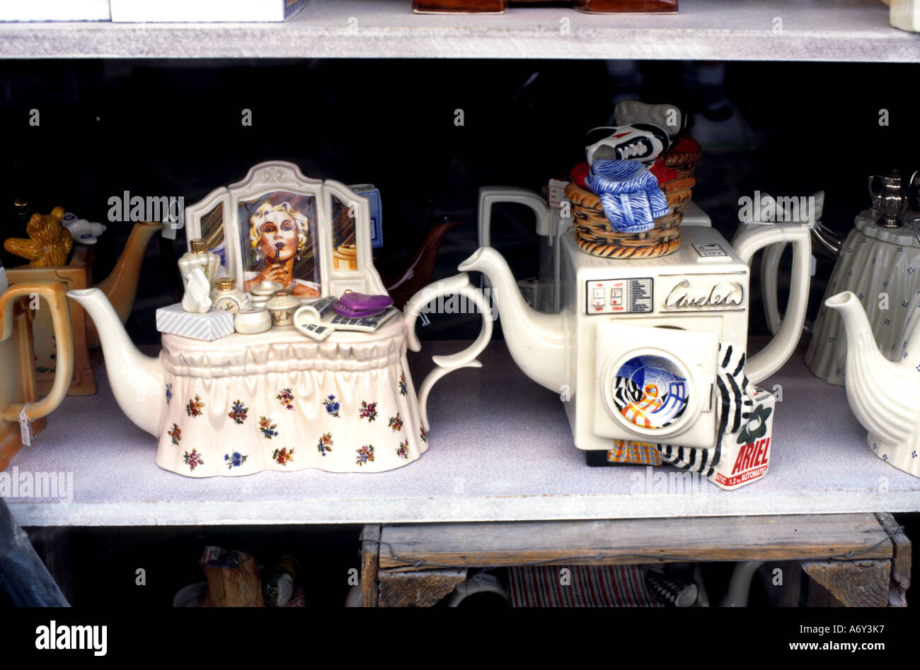 Devon tea earthenware hi-res stock photography and images - Alamy