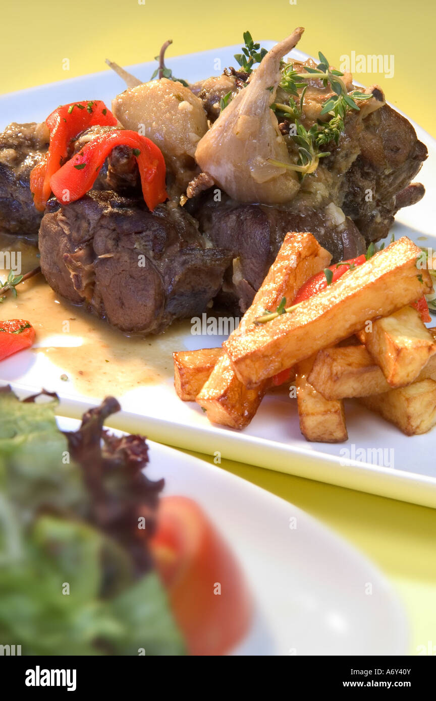 Hare dishes hi-res stock photography and images - Alamy