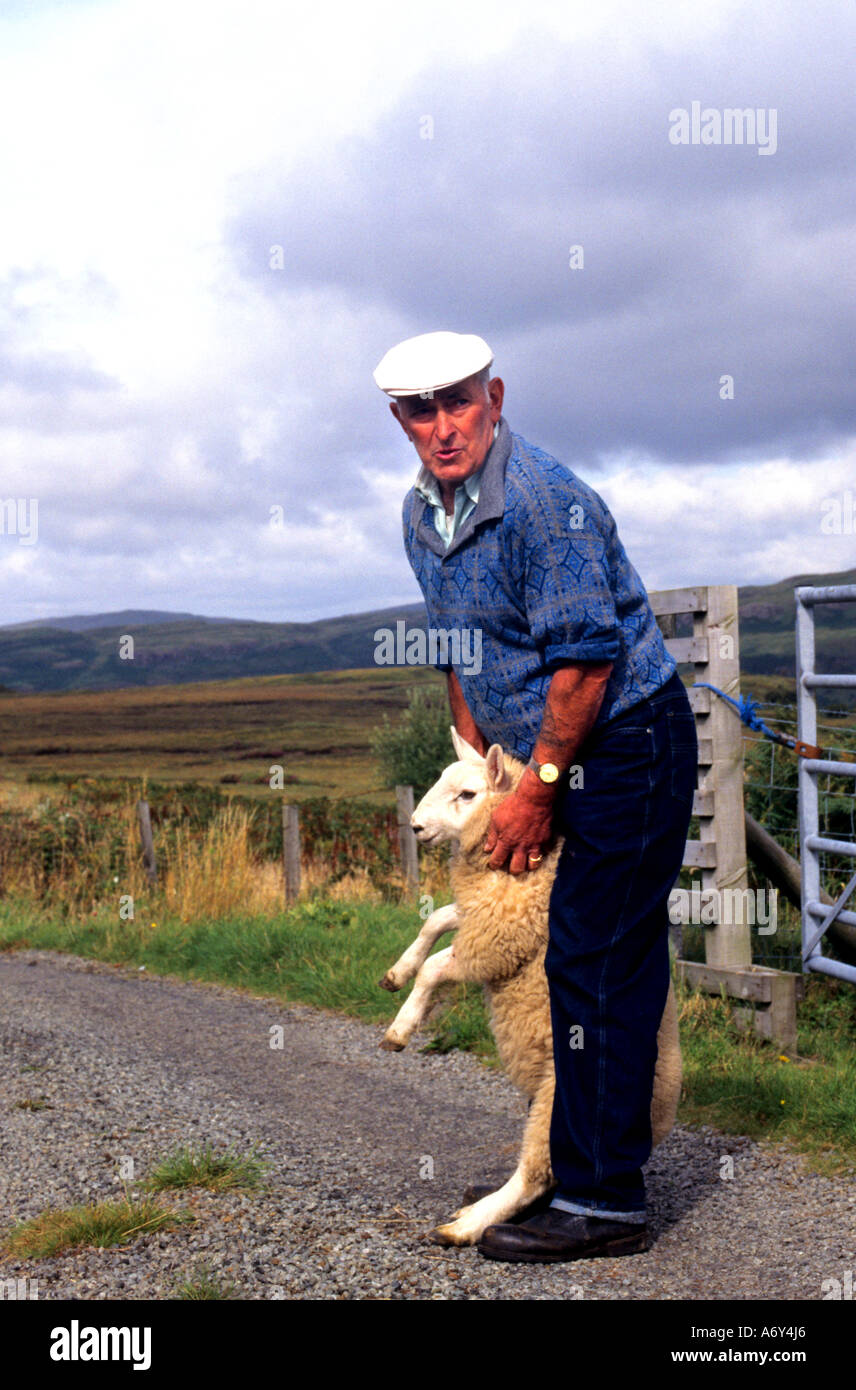 Scotland farm worker hi-res stock photography and images - Alamy