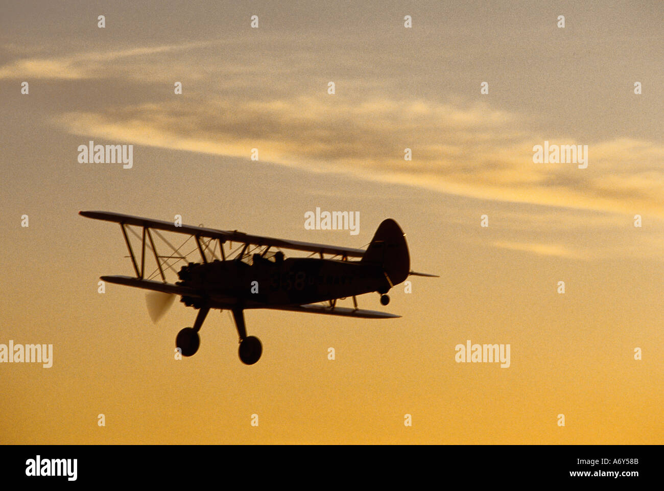 Biplane plane overhead hi-res stock photography and images - Alamy