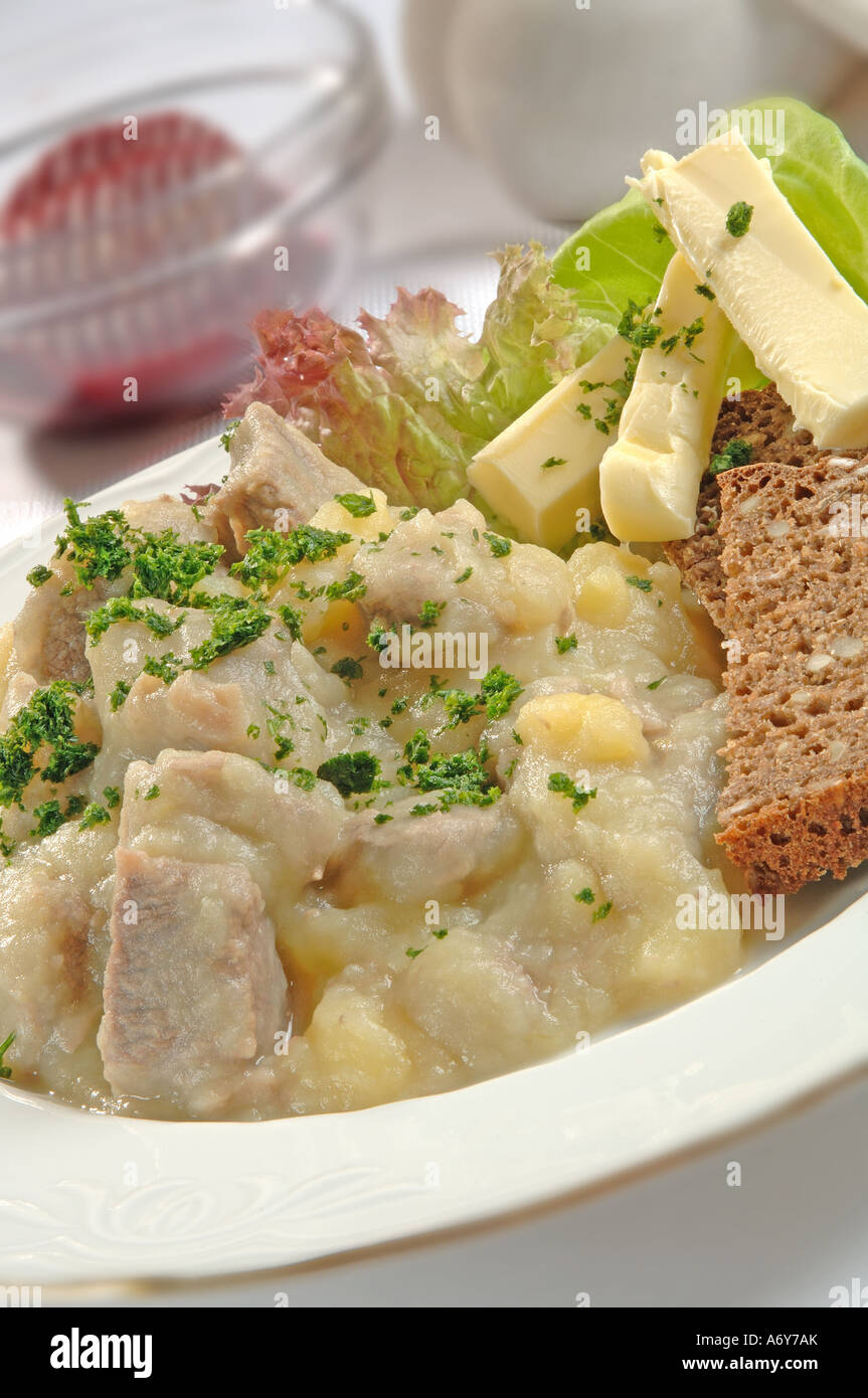 Braised veal potato and onion Stock Photo - Alamy